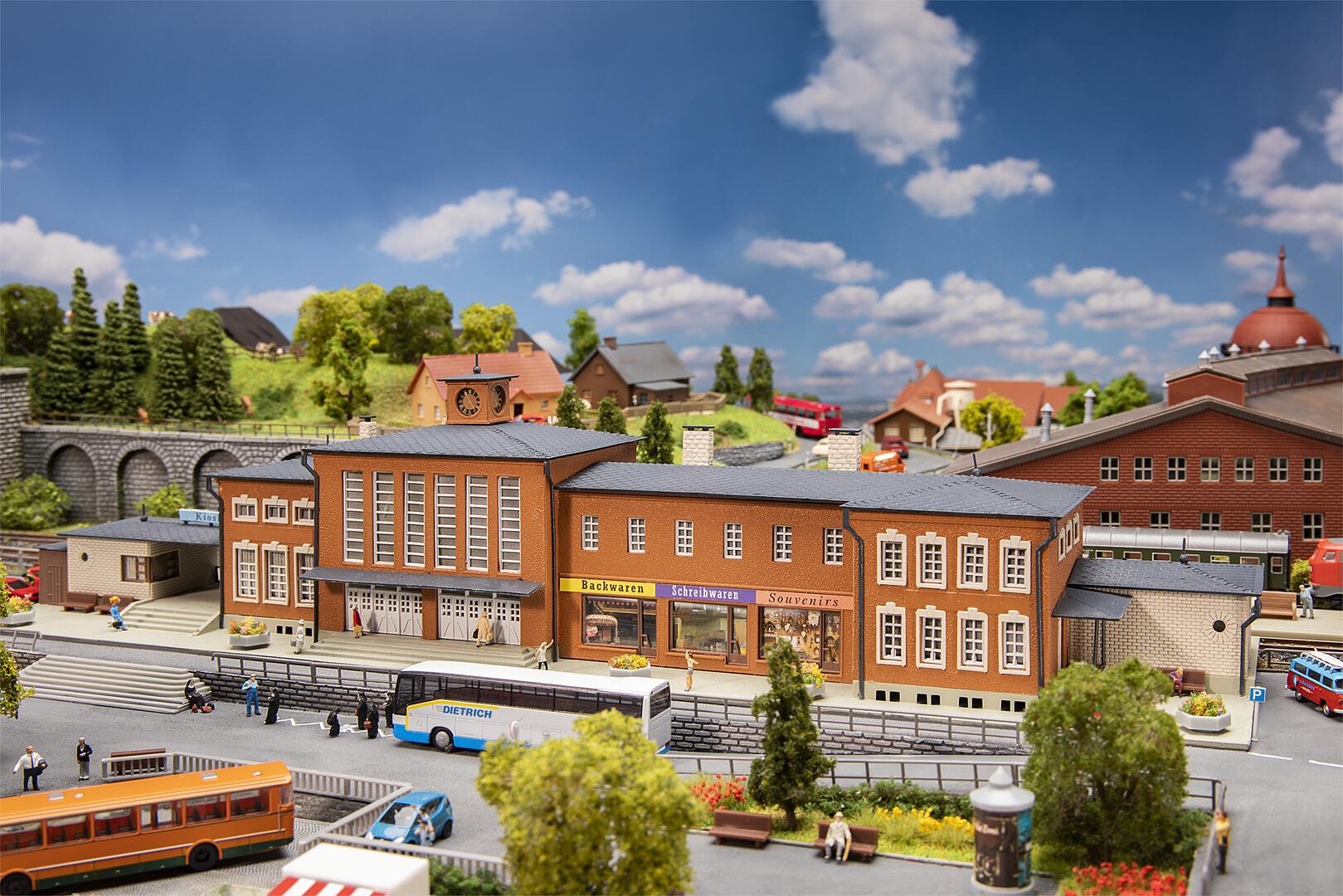 Faller Station Burgstadt Modelbouwpakket