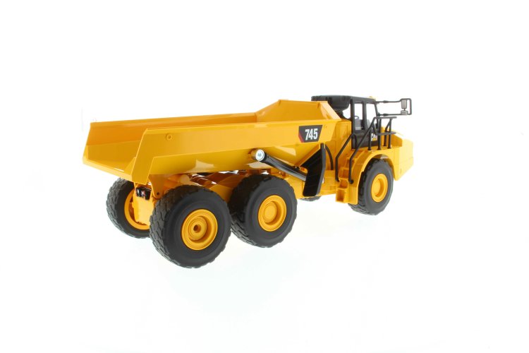 1:24 Carrera RC CAT 745 Articulated Truck - Vrachtwagen