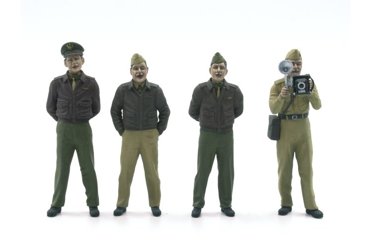 1:32 ICM 32116 Photo to remember - USAAF Pilots (1944-1945) - Figures
