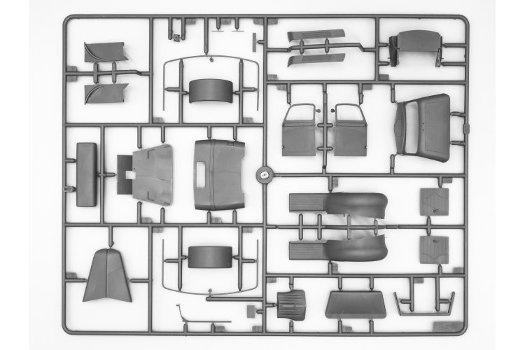 1:35 ICM 35410 WWII German Truck V3000S/SSM Maultier - Einheitsfahrerhaus