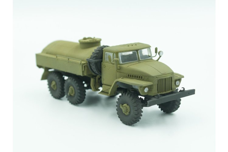 1:72 ICM 72713 ATZ-5-375 Tankwagen bestellen? | Most-Models.com