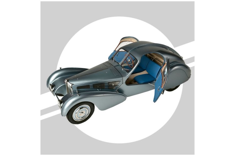 1:8 IXO Collections 012 Bugatti Atlantic 57SC Rothschild Car
