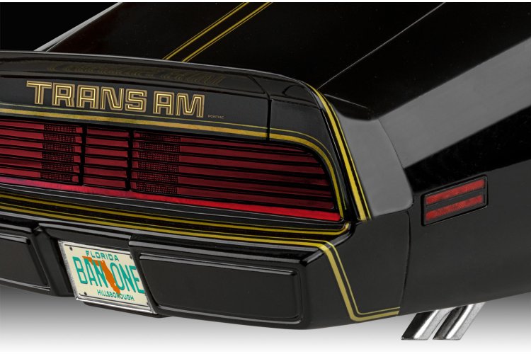 1:8 Revell 07710 Pontiac Firebird Trans Am Car