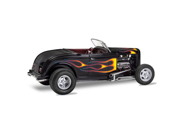 1:25 Revell 14524 1932 Ford Roadster Car