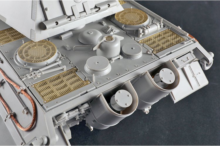 Tiger II Porsche Early Production 1:16 - Trumpeter