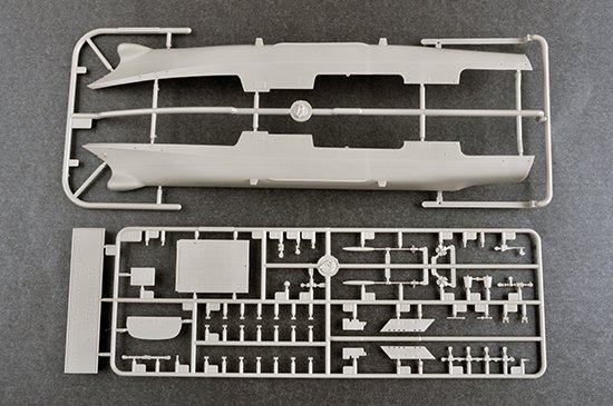 1:700 Trumpeter 06729 PLA Navy Type 055 Destroyer Ship