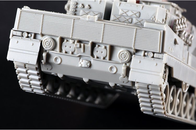 1:72 Trumpeter 07192 Leopard 2A6EX - main battle tank - export variant